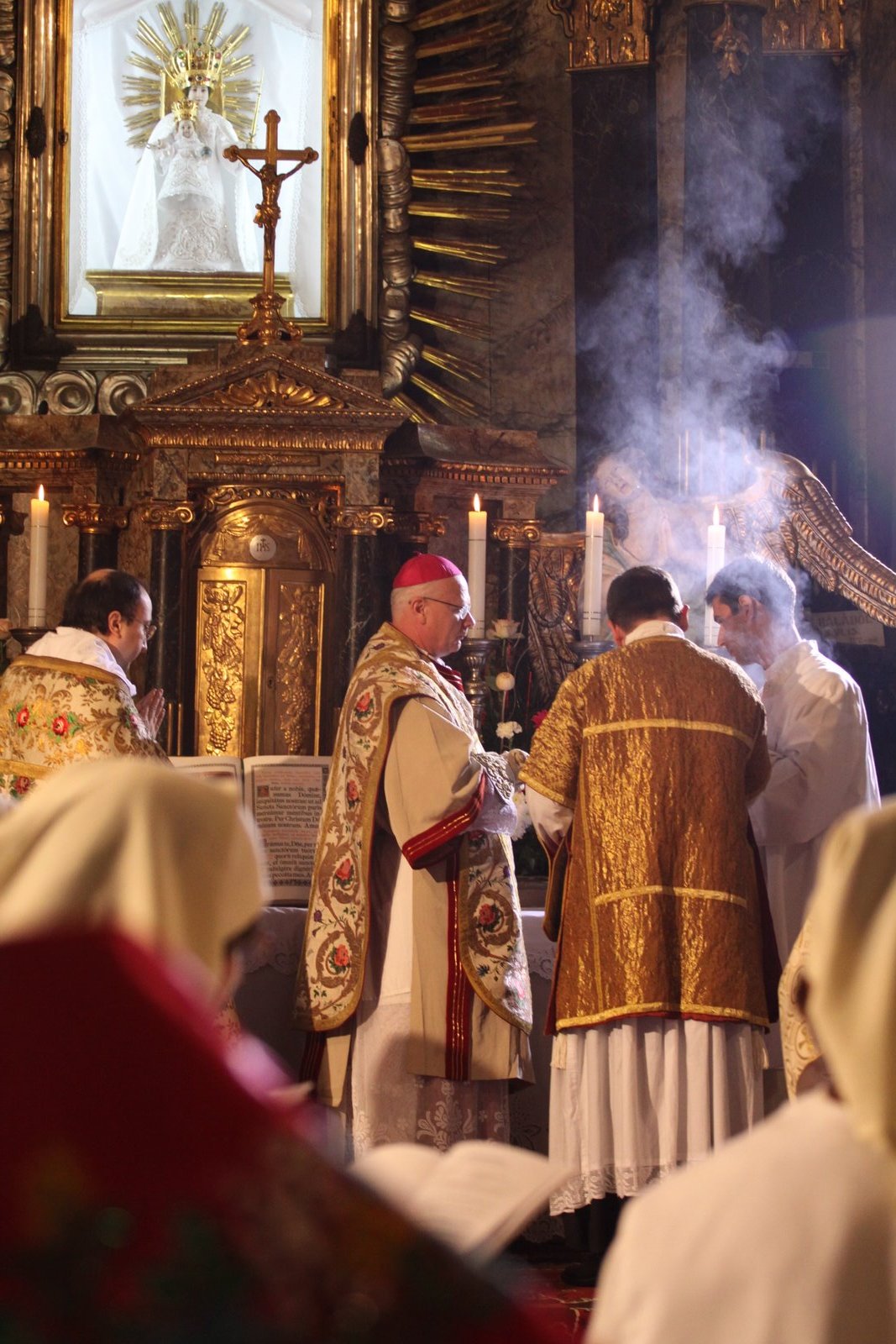 New Liturgical Movement: First Hungarian Bishop Since Council Offers ...